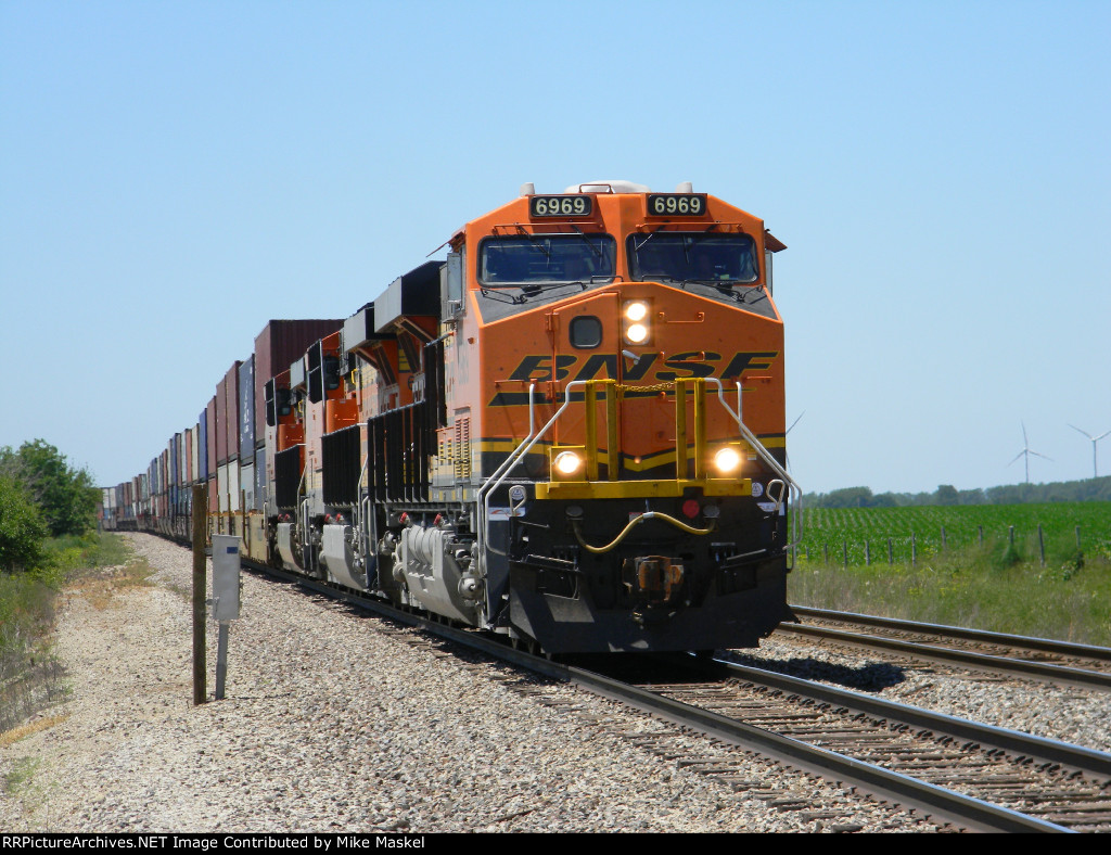 BNSF 6969